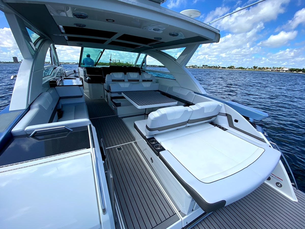 Formula 430 SSC Cruising Yacht FORMULA 43' 2018 | YATCO