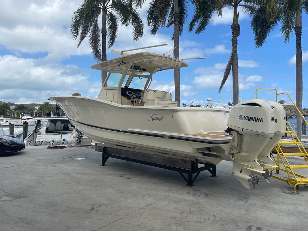 SCOUT 320 LXF Motor Yacht SCOUT BOATS 32' 2018 | YATCO