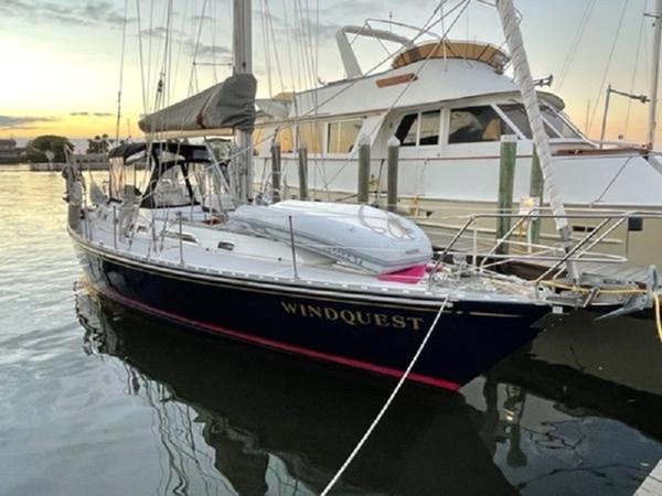 Windquest Center Cockpit HYLAS 45' 1994 | YATCO