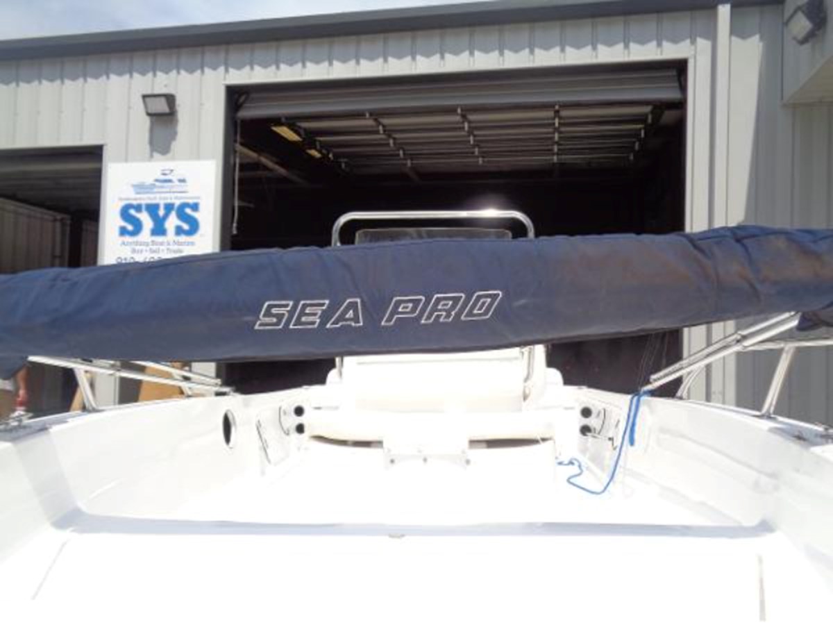 180 Center Console Boat SEA PRO 19' 2005 | YATCO