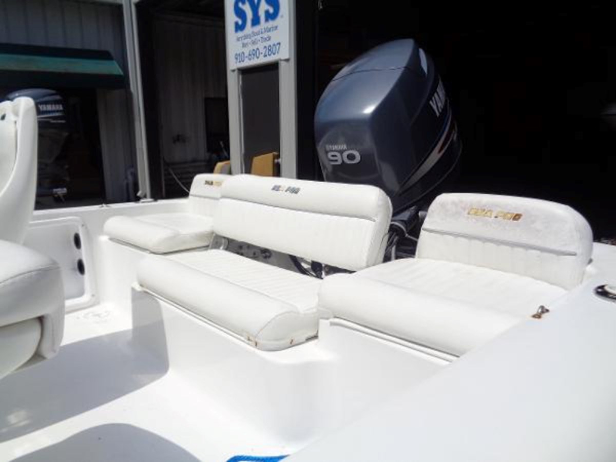 180 Center Console Boat SEA PRO 19' 2005 | YATCO