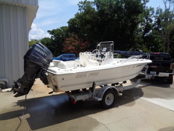 180 Center Console Boat SEA PRO 19' 2005 | YATCO