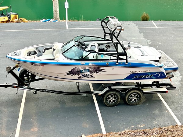 2017 Monterey 218SS Surf NLSR Boat MONTEREY 21' 8" 2017 | YATCO