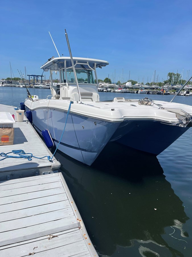 2022 WORLD CAT Yacht for Sale | 32' Catamaran New York 350427 | YATCO