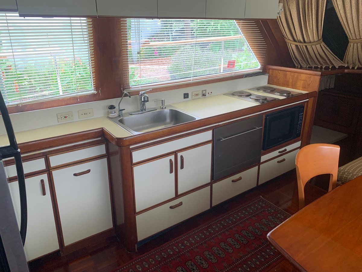 KATY TWO Motor Yacht GULFSTAR 49' 1985 | YATCO