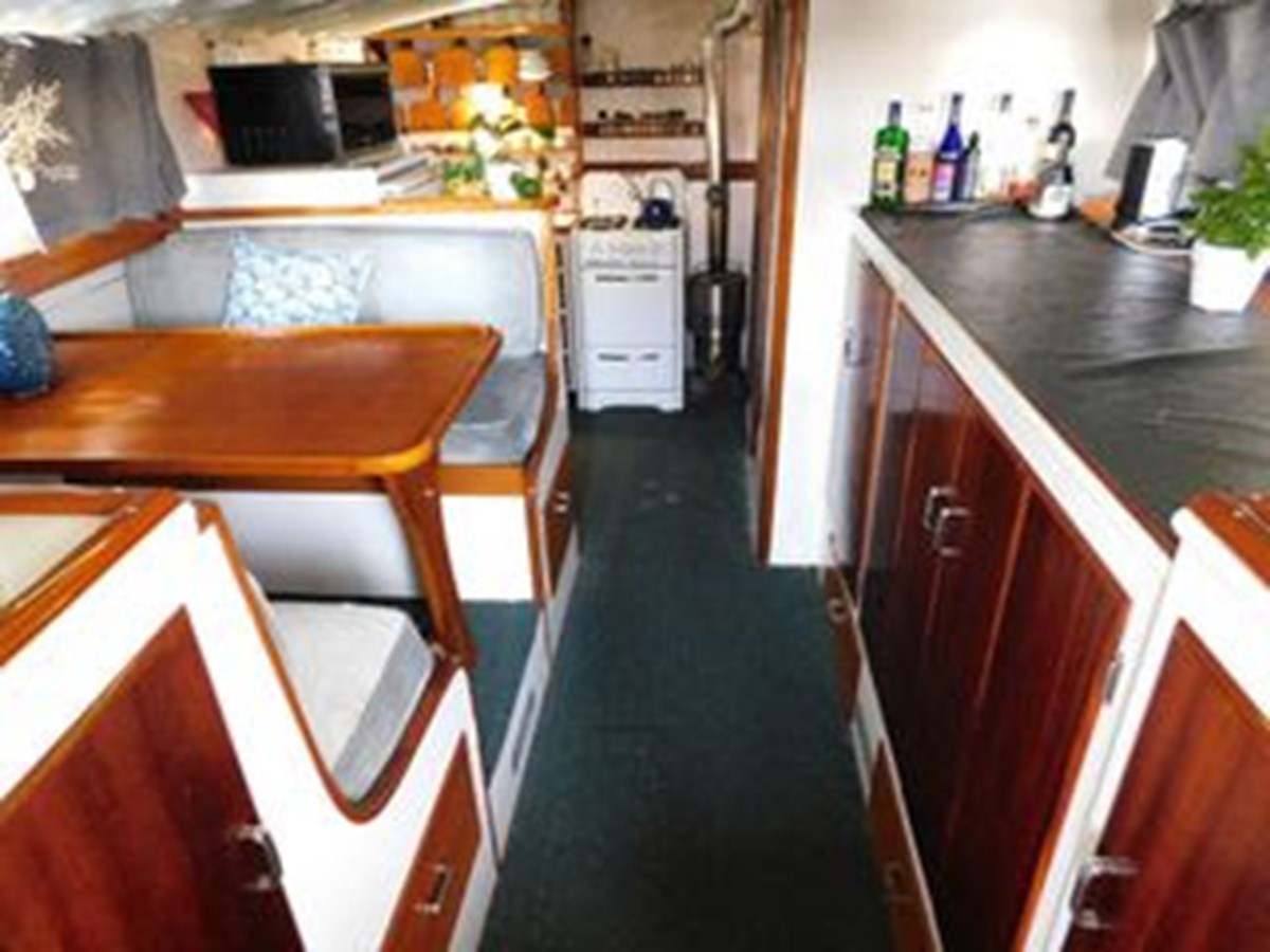 1941 Monk 44 Bridgedeck Motoryacht Motor Yacht MONK 44' 1941 | YATCO