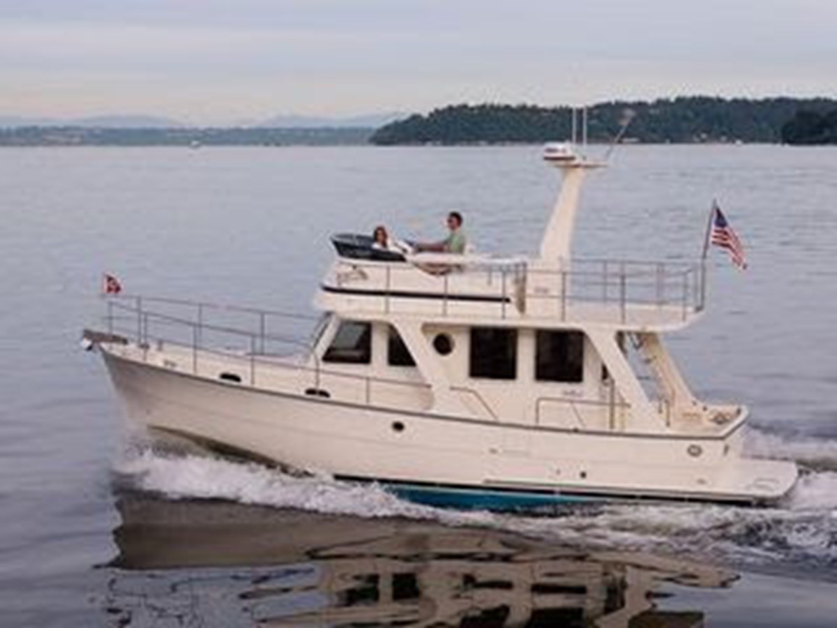 2024 Helmsman Trawlers 38 Sedan Trawler Yacht HELMSMAN TRAWLERS 40' 9 ...