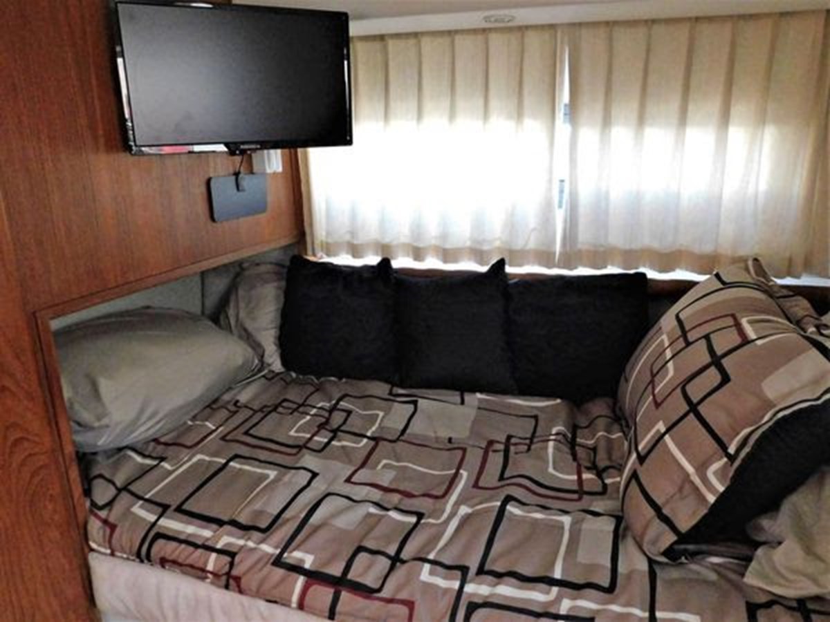 1994 Carver 300 Aft Cabin Motor Yacht CARVER 30' 1994 | YATCO