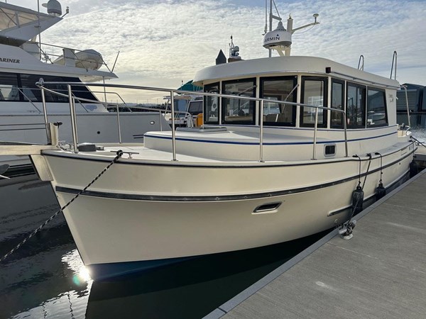1995 Camano 31 Gnome Trawler Yacht CAMANO 31' 1995 | YATCO