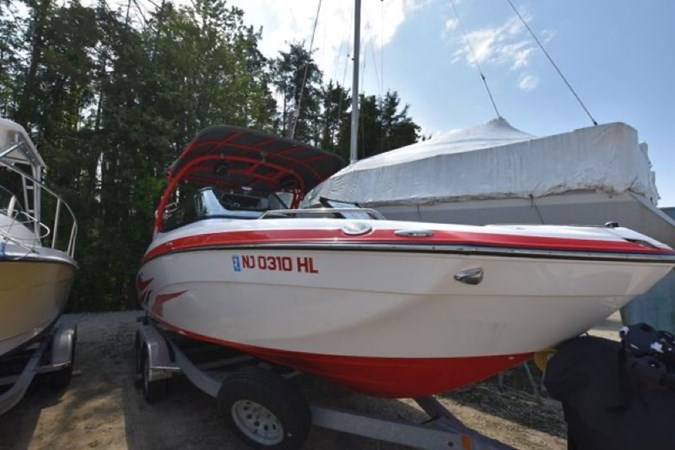 2020 YAMAHA Yacht for Sale | 24' 3" Boat New Jersey 402160 | YATCO