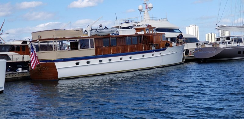 1947 TRUMPY Yacht for Sale | 80' Motor Yacht Rhode Island 404333 | YATCO