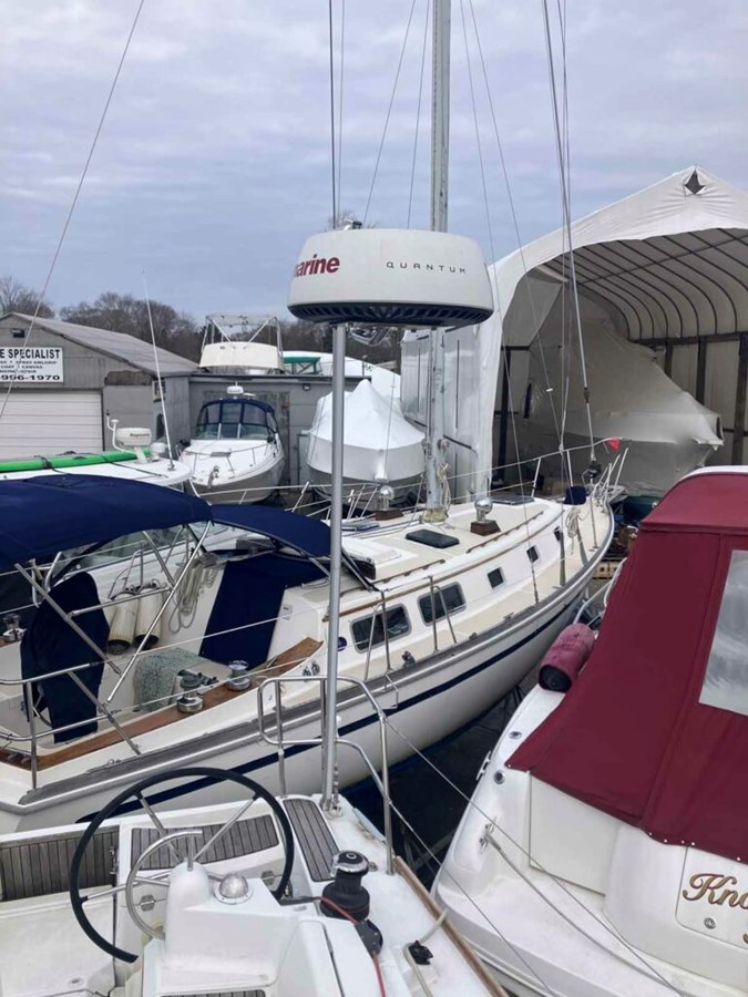 Hamburgers | Superyacht Sales and Charter