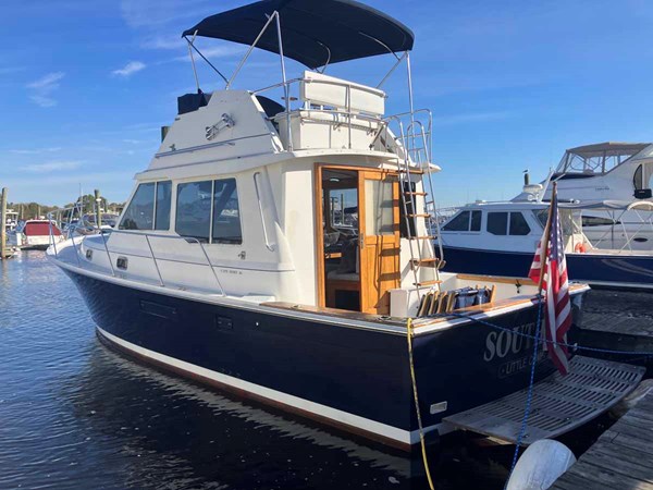 1990 35' 9" CAPE DORY in Somerset Massachusetts United States (406334 ...