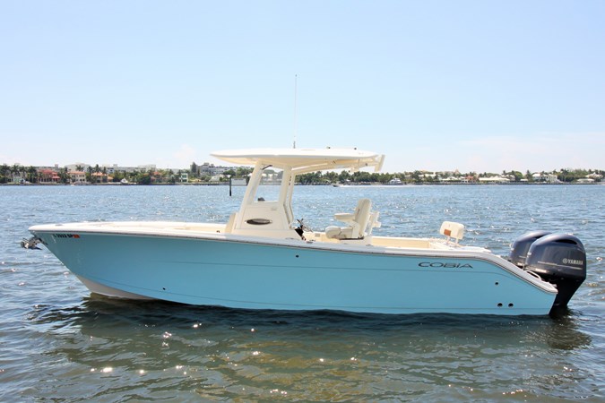 2020 COBIA Yacht for Sale | 28' Sport Fisherman Florida 406651 | YATCO