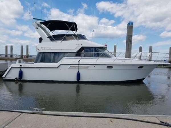 1995 Carver 370 Motor Yacht CARVER 41' 3" 1995 | YATCO