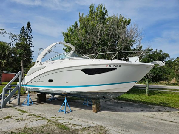 2020 Regal 26 OBX Cruising Yacht REGAL 26' 2020 | YATCO