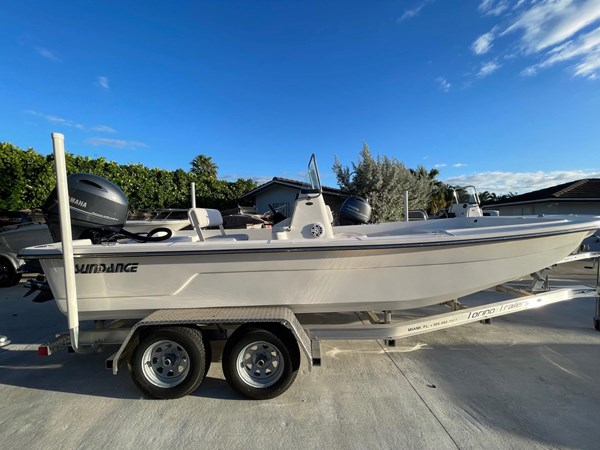 2023 SUNDANCE BOATS INC Yacht for Sale | 19' 8" Boat Florida 412260 | YATCO