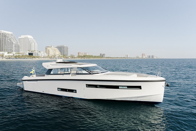 2024 DELTA POWERBOATS Yacht for Sale | 49' 3" Motor Yacht New Jersey ...