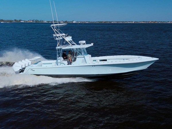 Game Hunter Boat SEA VEE 39' 2009 | YATCO