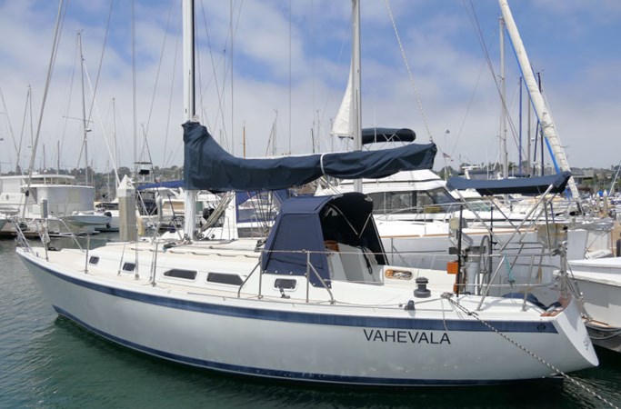 VAHEVALA Cruising Sailboat ERICSON YACHTS 34' 1990 | YATCO