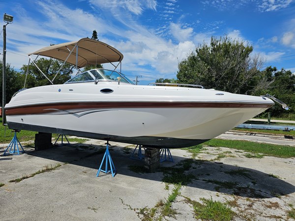 Hurricane 26 Sundeck Boat HURRICANE 26' 2" 2006 | YATCO
