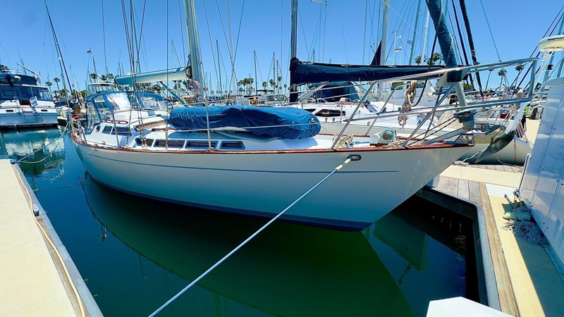 Orion Cruising Sailboat MARINER 39' 1988 | YATCO