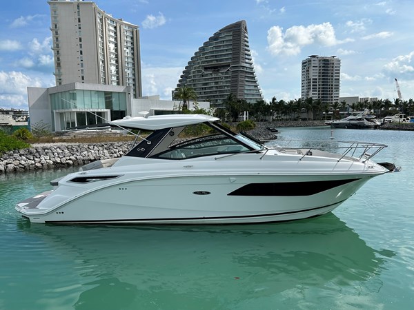 2023 SEA RAY Yacht for Sale | 32' Cruising Yacht Mexico 420349 | YATCO