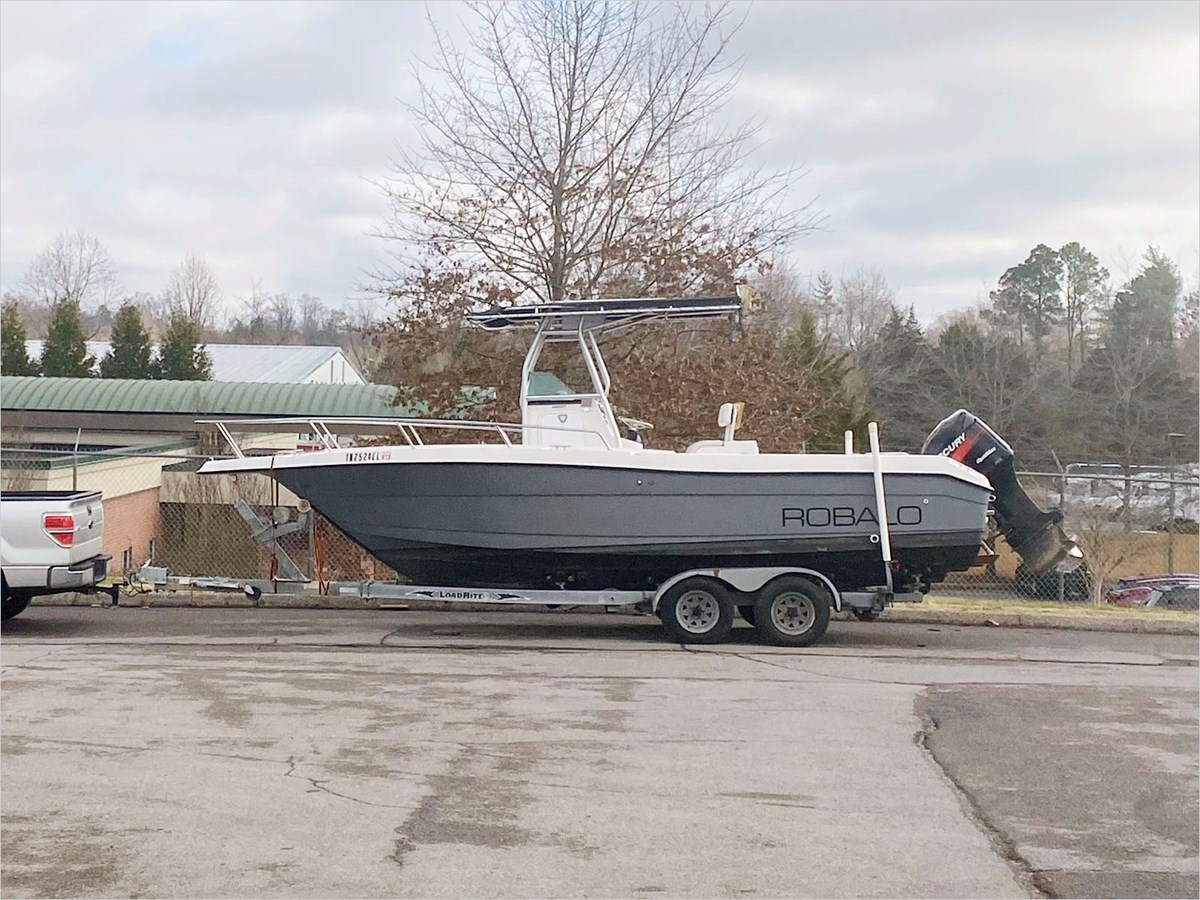 2001 ROBALO Yacht for Sale | 22' 1" Motor Boat Tennessee 442269 | YATCO
