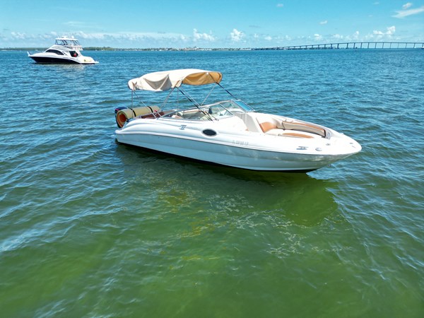 2001 26' 1" SEA RAY in Miami Florida United States (444012) | BR Marine ...