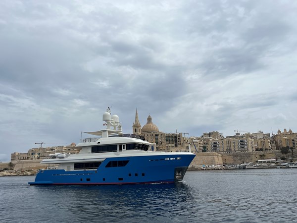 2015 CANTIERE DELLE MARCHE Yacht for Sale | 101' 9" Motor Yacht Italy ...