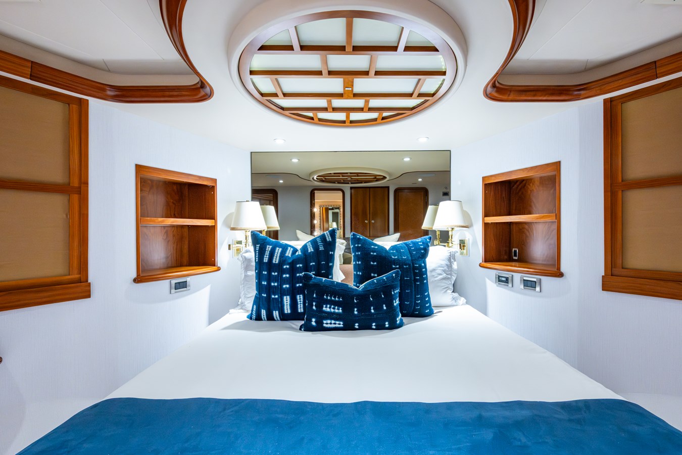 2006 WESTPORT Yacht for Sale | 112' Motor Yacht Florida 457450 | YATCO