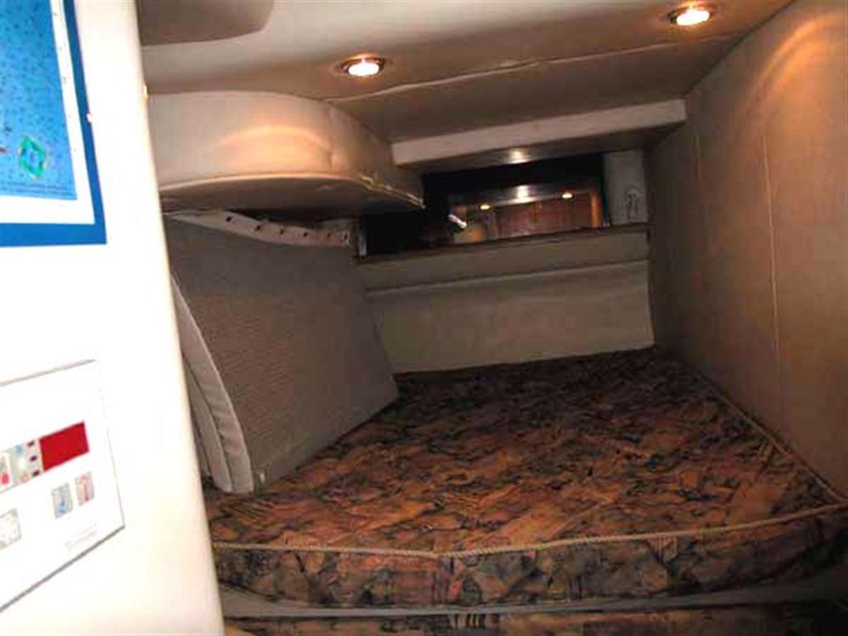 JOY RIDE Cruising Yacht BAYLINER 42' 1998 | YATCO