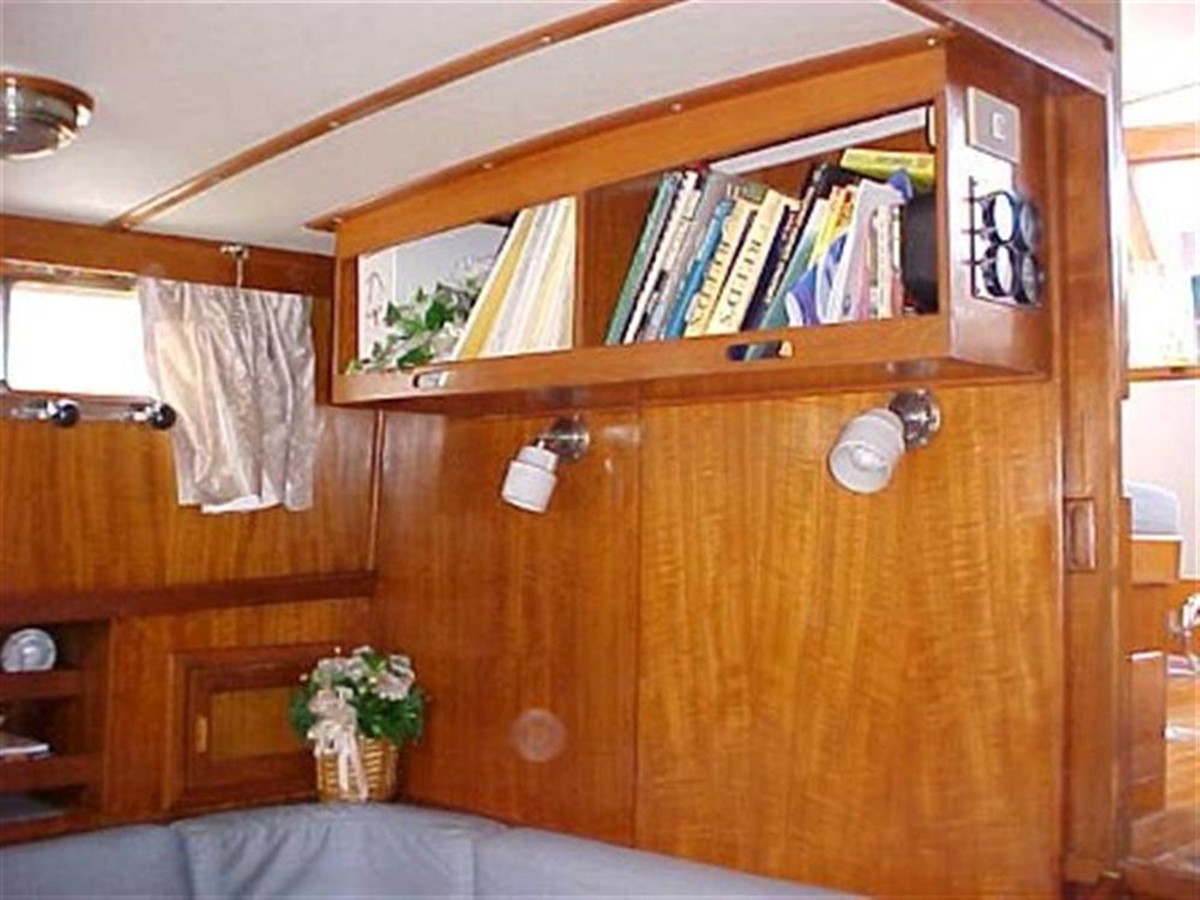 ISLAND GYPSY Trawler Yacht ALBIN 37' 1987 | YATCO