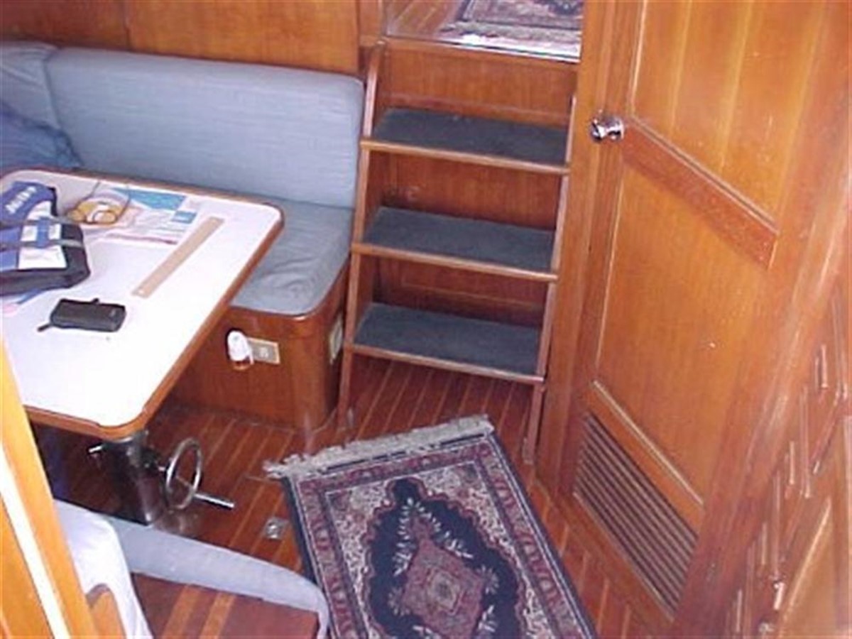 ISLAND GYPSY Trawler Yacht ALBIN 37' 1987 | YATCO