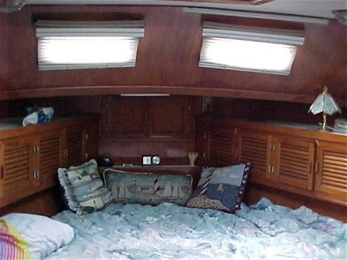 ISLAND GYPSY Trawler Yacht ALBIN 37' 1987 | YATCO
