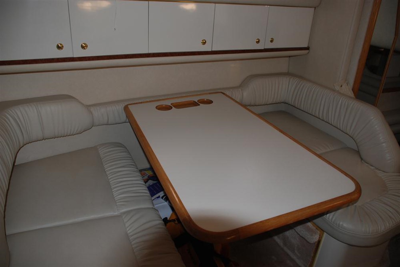33' Sea Ray Sundancer 1997 Cruising Yacht SEA RAY 33' 1997 | YATCO