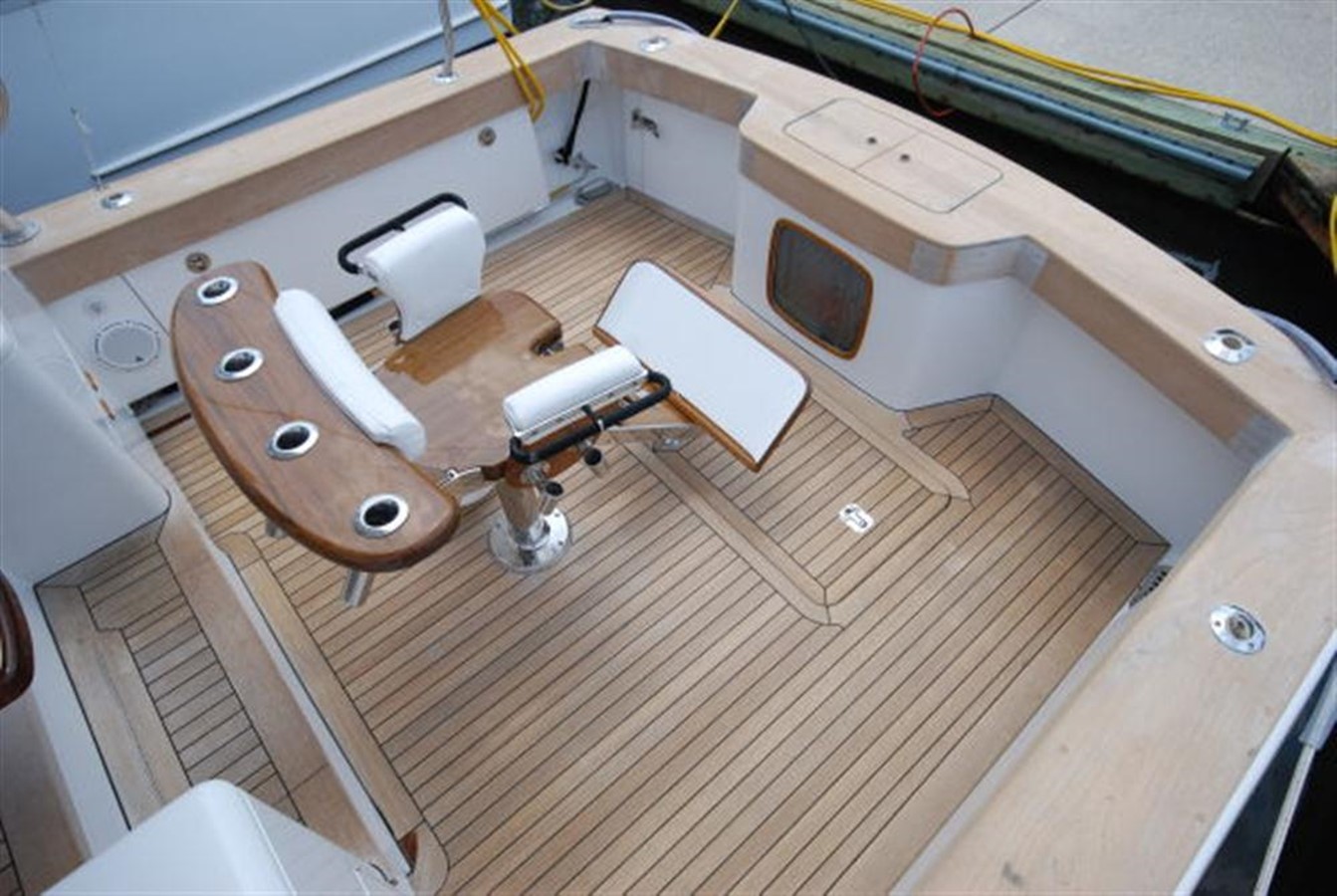 PERSEVERANCE Cruising Yacht PREDATOR MARINE CORP 35' 2002 | YATCO
