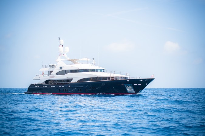 BLUE VISION Motor Yacht BENETTI 143' 1" 2007 | YATCO
