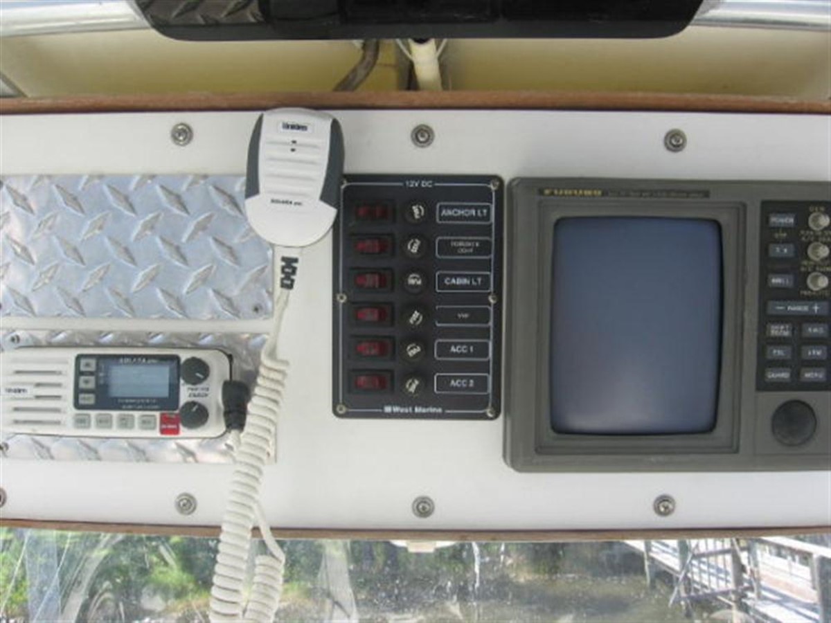 26' 1998 SHAMROCK 26 EXPRESS Cruising Yacht SHAMROCK 26' 1998 | YATCO